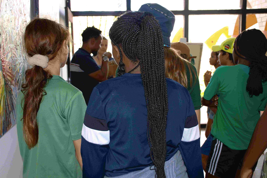 Tradewinds International School Visit – Almasi Art Agency